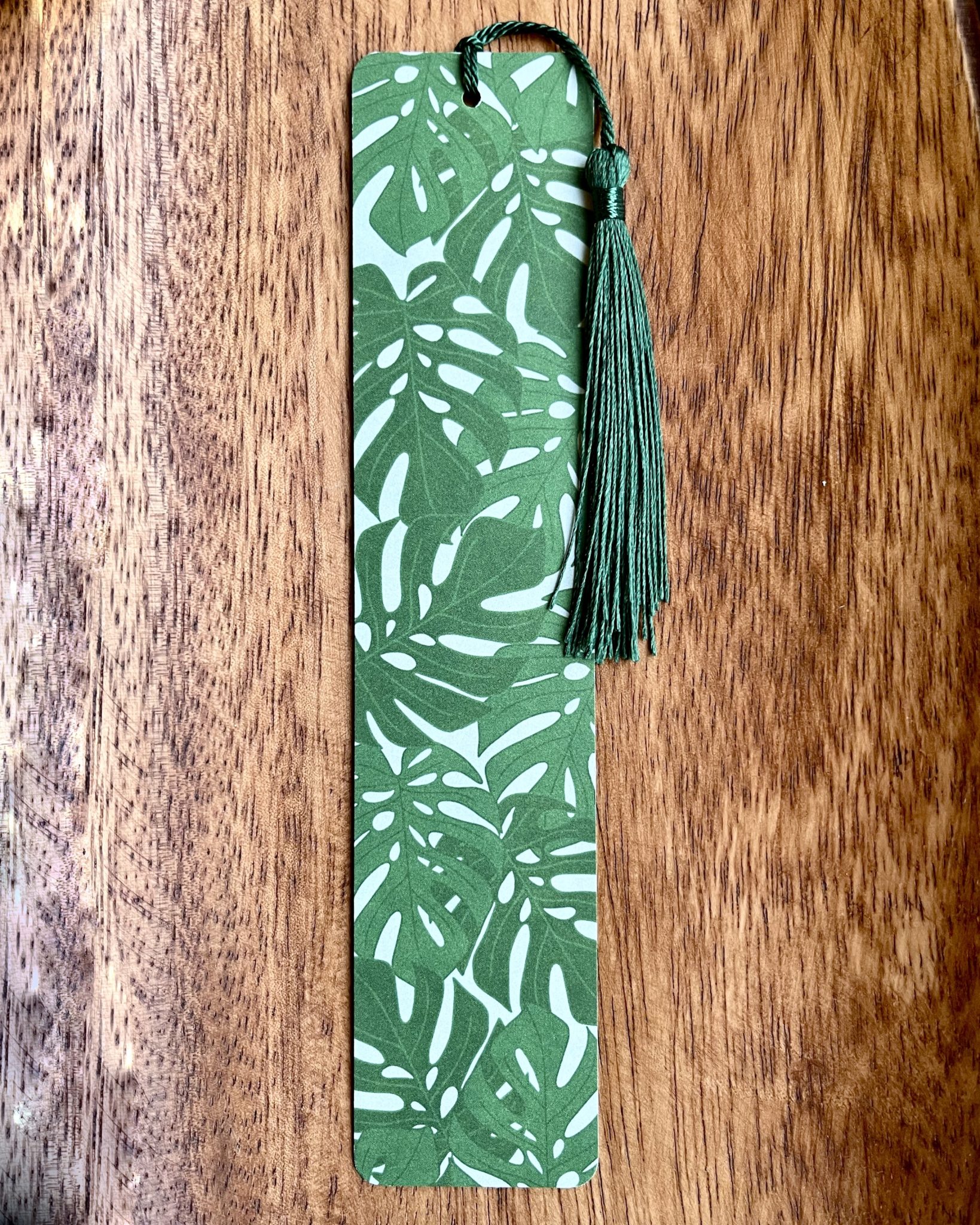 Monstera Leaf Art | Plant Bookmark - Eilak Designs